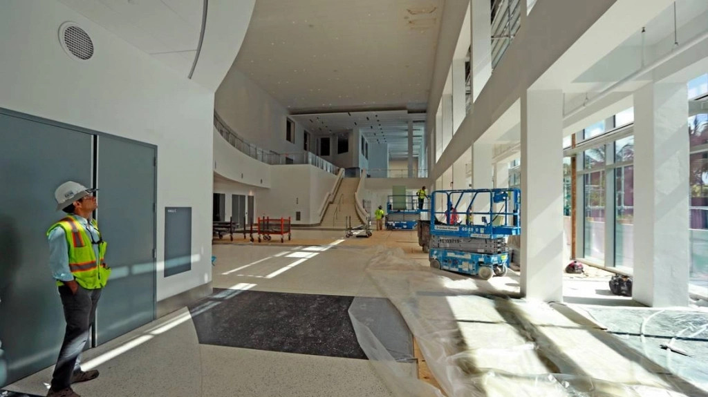 Miami Beach wanted a new vision for convention center hotel. Only one ...