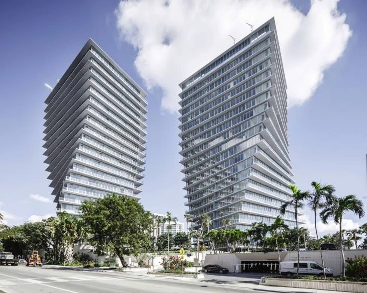 STARCHITECTS FLOCK TO MIAMI